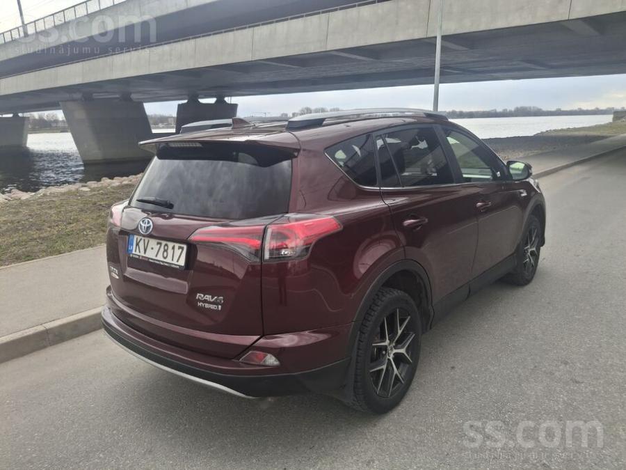 Sarkans Toyota RAV4 2017 Jūrmala, ar dzinēja tilpumu 2.50 L un nobraukumu 196 tūkst. km par 19800 €, foto 13 vietnē AUTOMOTO.COM.LV