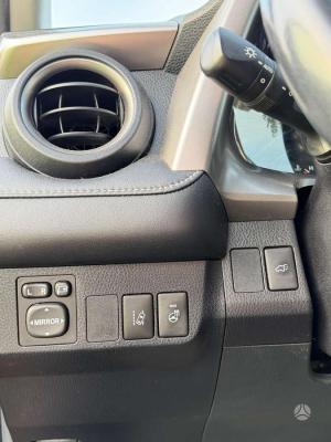 Sarkans Toyota RAV4 2017 Viļņa, ar dzinēja tilpumu 2.49 L un nobraukumu 108 tūkst. km par 20500 €, foto 11 vietnē AUTOMOTO.COM.LV
