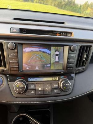 Sarkans Toyota RAV4 2017 Viļņa, ar dzinēja tilpumu 2.49 L un nobraukumu 108 tūkst. km par 20500 €, foto 13 vietnē AUTOMOTO.COM.LV