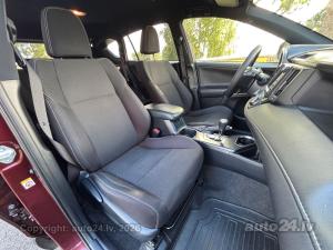 Sarkans Toyota RAV4 2017 Paide, ar dzinēja tilpumu 2.00 L un nobraukumu 198 tūkst. km par 14990 €, foto 11 vietnē AUTOMOTO.COM.LV