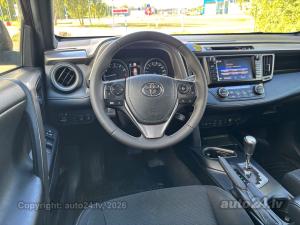 Sarkans Toyota RAV4 2017 Paide, ar dzinēja tilpumu 2.00 L un nobraukumu 198 tūkst. km par 14990 €, foto 12 vietnē AUTOMOTO.COM.LV