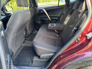 Sarkans Toyota RAV4 2017 Paide, ar dzinēja tilpumu 2.00 L un nobraukumu 198 tūkst. km par 14990 €, foto 14 vietnē AUTOMOTO.COM.LV