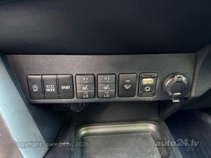 Sarkans Toyota RAV4 2017 Paide, ar dzinēja tilpumu 2.00 L un nobraukumu 198 tūkst. km par 14990 €, foto 20 vietnē AUTOMOTO.COM.LV