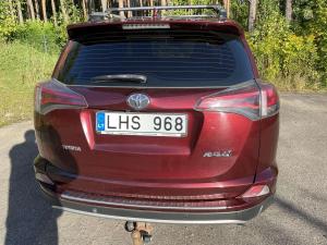 Sarkans Toyota RAV4 2017 Viļņa, ar dzinēja tilpumu 2.00 L un nobraukumu 157 tūkst. km par 13900 €, foto 5 vietnē AUTOMOTO.COM.LV