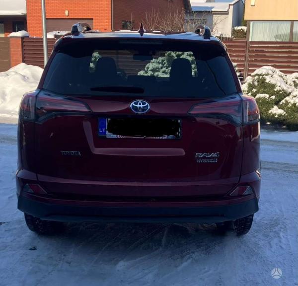 Sarkans Toyota RAV4 2018 Kauņa, ar dzinēja tilpumu 2.49 L un nobraukumu 115 tūkst. km par 17500 €, foto 5 vietnē AUTOMOTO.COM.LV