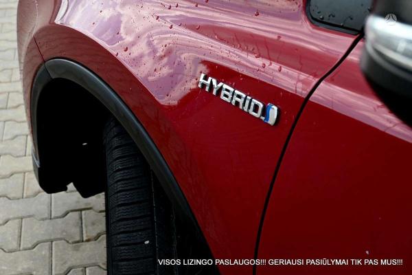 Red Toyota RAV4 2018 in Kretinga, with an engine capacity of 2.49 L and mileage of 154 thousand km for 18999 €, photo 6 on AUTOMOTO.COM.LV
