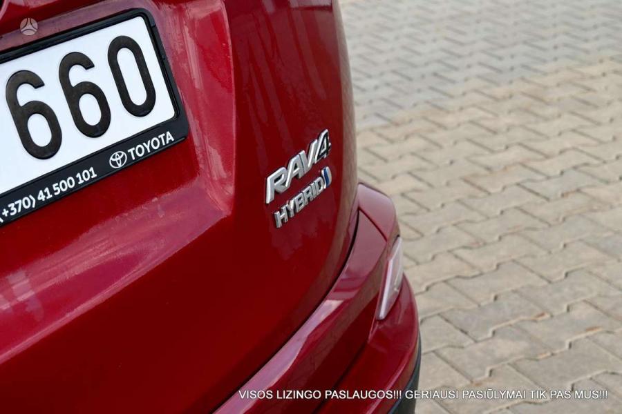 Red Toyota RAV4 2018 in Kretinga, with an engine capacity of 2.49 L and mileage of 154 thousand km for 18999 €, photo 14 on AUTOMOTO.COM.LV