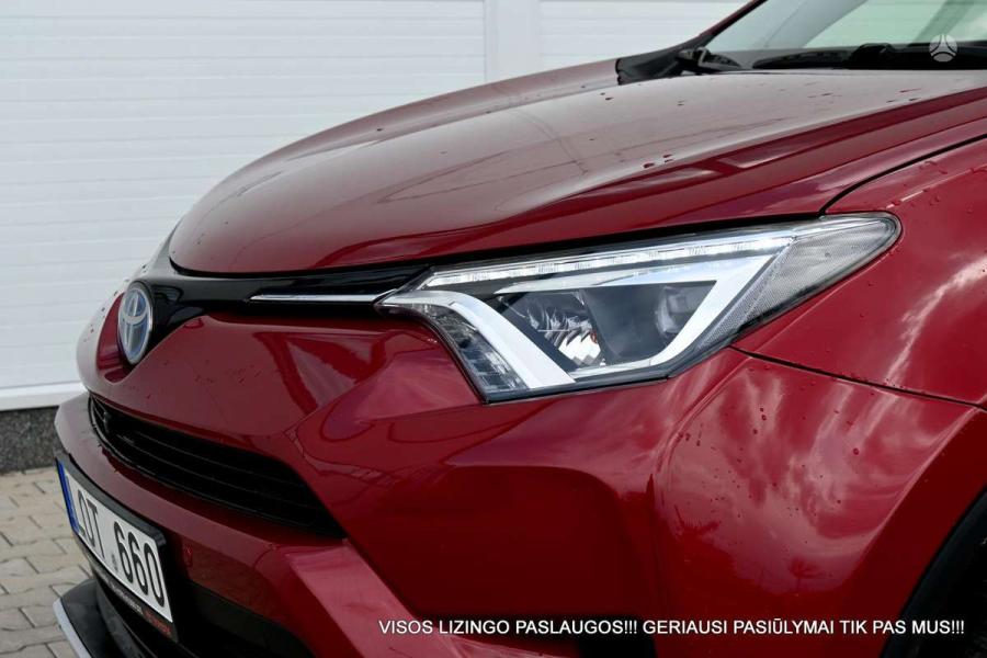 Red Toyota RAV4 2018 in Kretinga, with an engine capacity of 2.49 L and mileage of 154 thousand km for 18999 €, photo 20 on AUTOMOTO.COM.LV