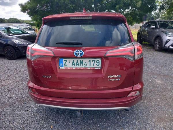 Sarkans Toyota RAV4 2018 Šauļi, ar dzinēja tilpumu 2.49 L un nobraukumu 153 tūkst. km par 18850 €, foto 6 vietnē AUTOMOTO.COM.LV