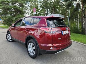 Sarkans Toyota RAV4 2018 Rīga, ar dzinēja tilpumu 2.50 L un nobraukumu 159 tūkst. km par 16500 €, foto 12 vietnē AUTOMOTO.COM.LV