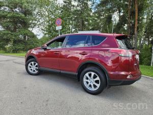 Sarkans Toyota RAV4 2018 Rīga, ar dzinēja tilpumu 2.50 L un nobraukumu 159 tūkst. km par 16500 €, foto 13 vietnē AUTOMOTO.COM.LV