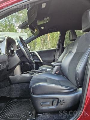 Sarkans Toyota RAV4 2018 Rīga, ar dzinēja tilpumu 2.50 L un nobraukumu 159 tūkst. km par 16500 €, foto 17 vietnē AUTOMOTO.COM.LV