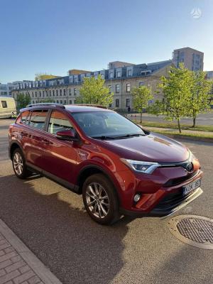 Красный Тойота РАВ 4 2018 в Вильнюс, объемом двигателя 2.49 л и пробегом 150 тыс. км за 17500 €, фото 3 на AUTOMOTO.COM.LV