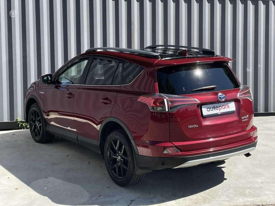 Sarkans Toyota RAV4 2018 Viļņa, ar dzinēja tilpumu 2.49 L un nobraukumu 67 tūkst. km par 23900 €, foto 5 vietnē AUTOMOTO.COM.LV