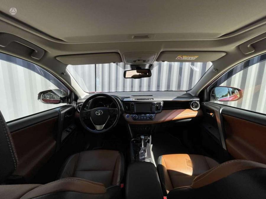 Sarkans Toyota RAV4 2018 Viļņa, ar dzinēja tilpumu 2.49 L un nobraukumu 67 tūkst. km par 23900 €, foto 8 vietnē AUTOMOTO.COM.LV
