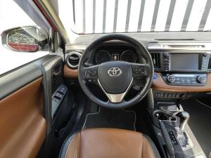 Sarkans Toyota RAV4 2018 Viļņa, ar dzinēja tilpumu 2.49 L un nobraukumu 67 tūkst. km par 23900 €, foto 13 vietnē AUTOMOTO.COM.LV