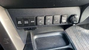 Sarkans Toyota RAV4 2018 Kauņa, ar dzinēja tilpumu 2.49 L un nobraukumu 143 tūkst. km par 18800 €, foto 8 vietnē AUTOMOTO.COM.LV