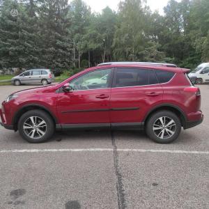 Sarkans Toyota RAV4 2018 Viļņa, ar dzinēja tilpumu 1.99 L un nobraukumu 106 tūkst. km par 17700 €, foto 5 vietnē AUTOMOTO.COM.LV