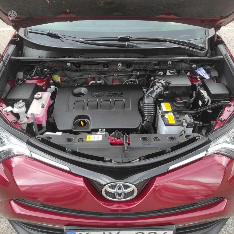 Sarkans Toyota RAV4 2018 Viļņa, ar dzinēja tilpumu 1.99 L un nobraukumu 106 tūkst. km par 17700 €, foto 12 vietnē AUTOMOTO.COM.LV