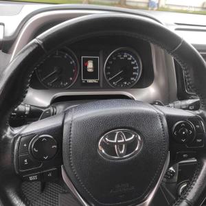 Sarkans Toyota RAV4 2018 Viļņa, ar dzinēja tilpumu 1.99 L un nobraukumu 106 tūkst. km par 17700 €, foto 15 vietnē AUTOMOTO.COM.LV