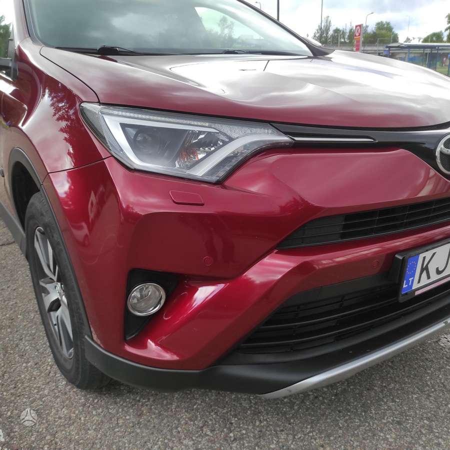 Sarkans Toyota RAV4 2018 Viļņa, ar dzinēja tilpumu 1.99 L un nobraukumu 106 tūkst. km par 17700 €, foto 26 vietnē AUTOMOTO.COM.LV