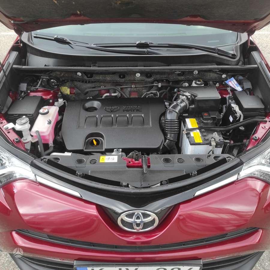 Sarkans Toyota RAV4 2018 Viļņa, ar dzinēja tilpumu 1.99 L un nobraukumu 106 tūkst. km par 17700 €, foto 27 vietnē AUTOMOTO.COM.LV