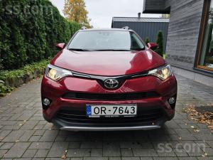 Sarkans Toyota RAV4 2018 Jūrmala, ar dzinēja tilpumu 2.00 L un nobraukumu 53 tūkst. km par 19200 €, foto  vietnē AUTOMOTO.COM.LV