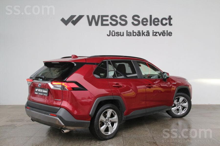 Sarkans Toyota RAV4 2019 Rīga, ar dzinēja tilpumu 2.50 L un nobraukumu 170 tūkst. km par 22900 €, foto 3 vietnē AUTOMOTO.COM.LV
