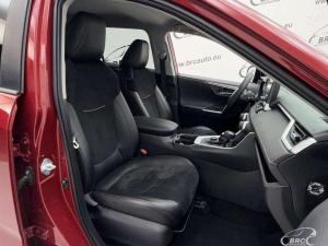 Red Toyota RAV4 2019 in Vilnius, with an engine capacity of 1.99 L and mileage of 184 thousand km for 18900 €, photo 8 on AUTOMOTO.COM.LV