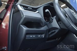 Red Toyota RAV4 2019 in Riga, with an engine capacity of 2.00 L and mileage of 20 thousand km for 24900 €, photo 11 on AUTOMOTO.COM.LV