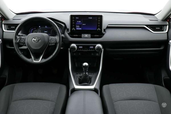 Sarkans Toyota RAV4 2019 Viļņa, ar dzinēja tilpumu 1.99 L un nobraukumu 102 tūkst. km par 23500 €, foto 7 vietnē AUTOMOTO.COM.LV