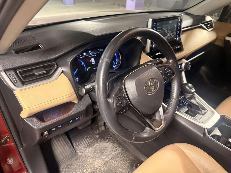 Sarkans Toyota RAV4 2019 Viļņa, ar dzinēja tilpumu 2.49 L un nobraukumu 142 tūkst. km par 24300 €, foto 8 vietnē AUTOMOTO.COM.LV
