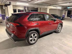 Sarkans Toyota RAV4 2019 Viļņa, ar dzinēja tilpumu 2.49 L un nobraukumu 142 tūkst. km par 24300 €, foto 13 vietnē AUTOMOTO.COM.LV