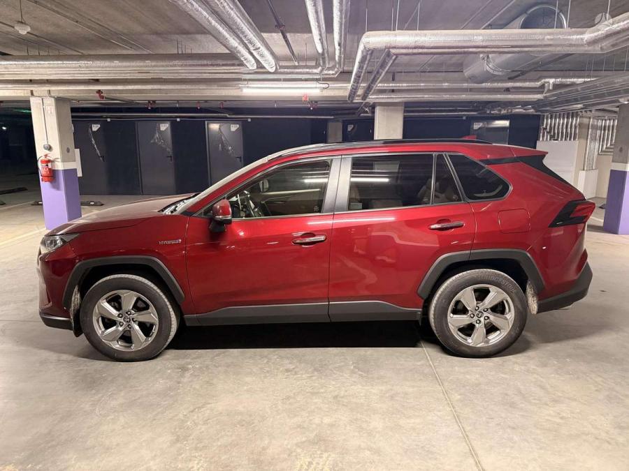Sarkans Toyota RAV4 2019 Viļņa, ar dzinēja tilpumu 2.49 L un nobraukumu 142 tūkst. km par 24300 €, foto 14 vietnē AUTOMOTO.COM.LV