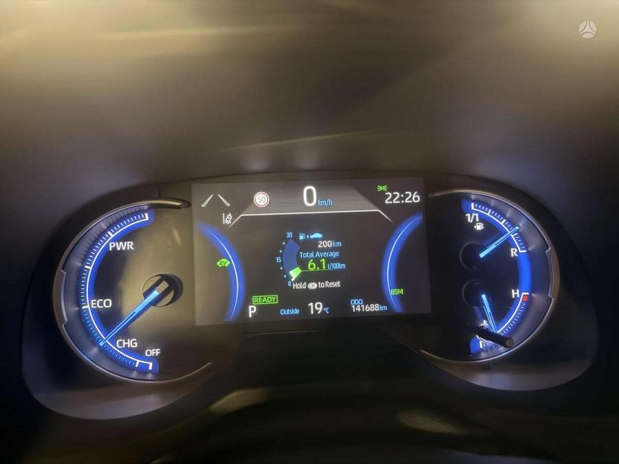 Sarkans Toyota RAV4 2019 Viļņa, ar dzinēja tilpumu 2.49 L un nobraukumu 142 tūkst. km par 24300 €, foto 32 vietnē AUTOMOTO.COM.LV