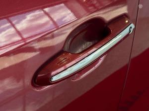 Red Toyota RAV4 2019 in Siauliai, with an engine capacity of 1.99 L and mileage of 121 thousand km for 25500 €, photo 12 on AUTOMOTO.COM.LV