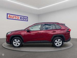 Red Toyota RAV4 2019 in Kaunas, with an engine capacity of 2.00 L and mileage of 97 thousand km for 22999 €, photo 3 on AUTOMOTO.COM.LV