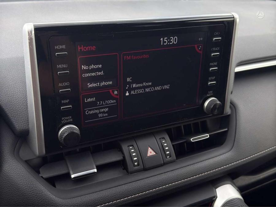 Red Toyota RAV4 2019 in Kaunas, with an engine capacity of 2.00 L and mileage of 97 thousand km for 22999 €, photo 18 on AUTOMOTO.COM.LV