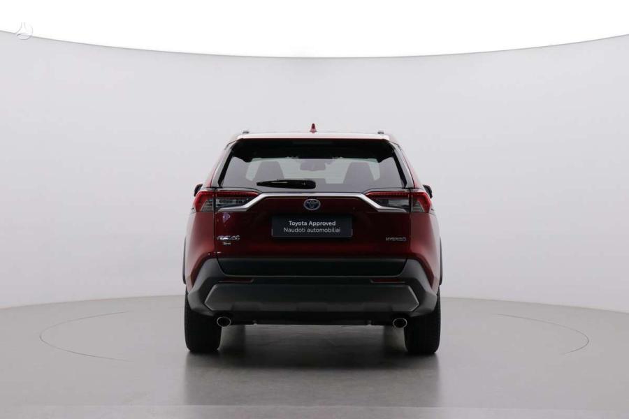 Красный Тойота РАВ 4 2019 в Вильнюс, объемом двигателя 2.49 л и пробегом 111 тыс. км за 29500 €, фото 6 на AUTOMOTO.COM.LV