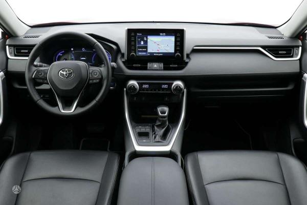 Red Toyota RAV4 2019 in Vilnius, with an engine capacity of 2.49 L and mileage of 111 thousand km for 29500 €, photo 7 on AUTOMOTO.COM.LV