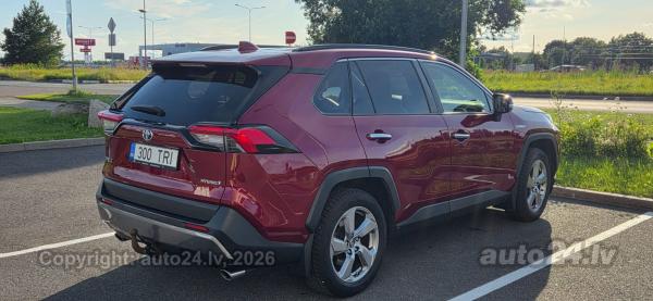 Red Toyota RAV4 2019 in Tallinn, with an engine capacity of 2.50 L and mileage of 91 thousand km for 29999 €, photo 4 on AUTOMOTO.COM.LV