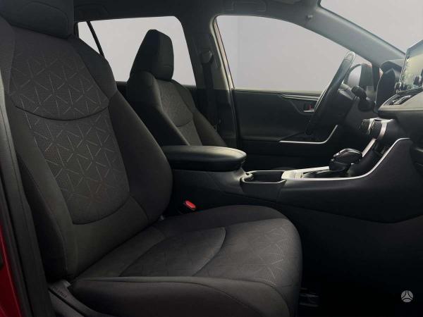 Sarkans Toyota RAV4 2019 Kauņa, ar dzinēja tilpumu 2.00 L un nobraukumu 97 tūkst. km par 21799 €, foto 9 vietnē AUTOMOTO.COM.LV