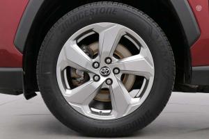 Sarkans Toyota RAV4 2019 Viļņa, ar dzinēja tilpumu 2.49 L un nobraukumu 142 tūkst. km par 26900 €, foto 17 vietnē AUTOMOTO.COM.LV
