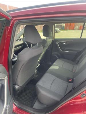 Sarkans Toyota RAV4 2019 Viļņa, ar dzinēja tilpumu 1.99 L un nobraukumu 106 tūkst. km par 24000 €, foto 12 vietnē AUTOMOTO.COM.LV
