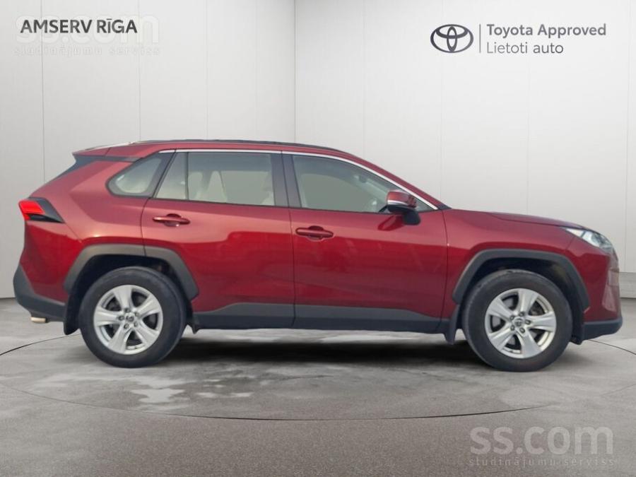 Sarkans Toyota RAV4 2019 Rīga, ar dzinēja tilpumu 2.00 L un nobraukumu 98 tūkst. km par 20900 €, foto 9 vietnē AUTOMOTO.COM.LV