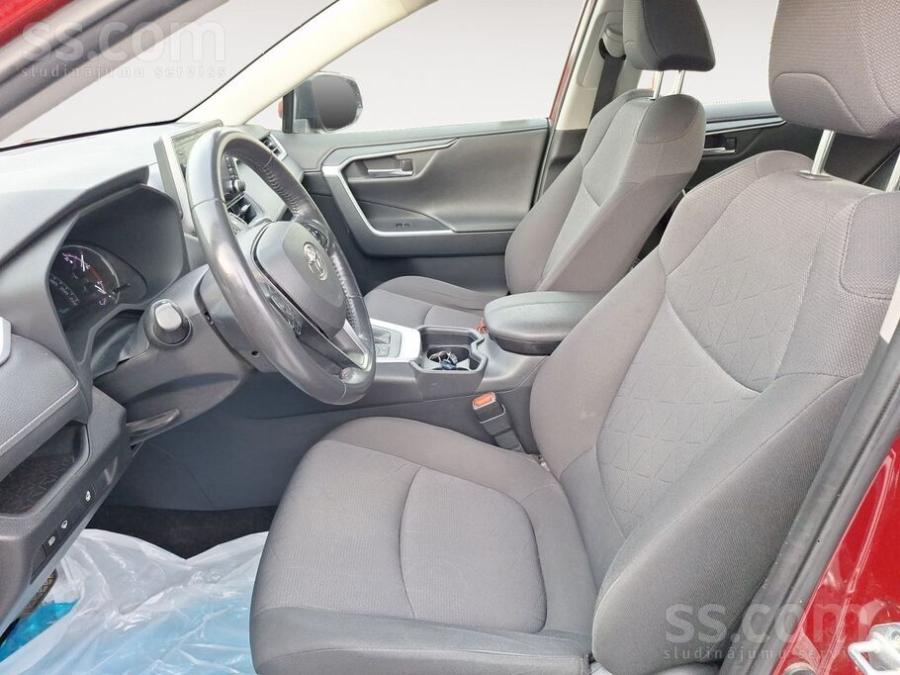 Sarkans Toyota RAV4 2019 Rīga, ar dzinēja tilpumu 2.00 L un nobraukumu 98 tūkst. km par 20900 €, foto 11 vietnē AUTOMOTO.COM.LV