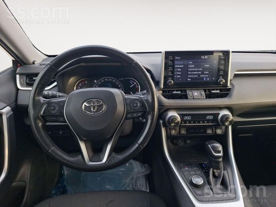 Sarkans Toyota RAV4 2019 Rīga, ar dzinēja tilpumu 2.00 L un nobraukumu 98 tūkst. km par 20900 €, foto 15 vietnē AUTOMOTO.COM.LV