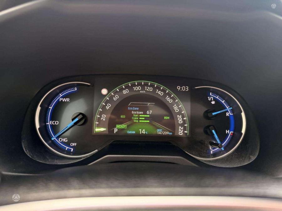 Red Toyota RAV4 2020 in Vilnius, with an engine capacity of 2.49 L and mileage of 147 thousand km for 28550 €, photo 38 on AUTOMOTO.COM.LV