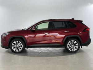 Red Toyota RAV4 2020 in Vilnius, with an engine capacity of 1.99 L and mileage of 89 thousand km for 26900 €, photo 4 on AUTOMOTO.COM.LV