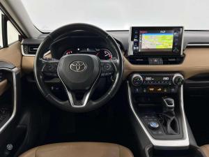Red Toyota RAV4 2020 in Vilnius, with an engine capacity of 1.99 L and mileage of 89 thousand km for 26900 €, photo 10 on AUTOMOTO.COM.LV